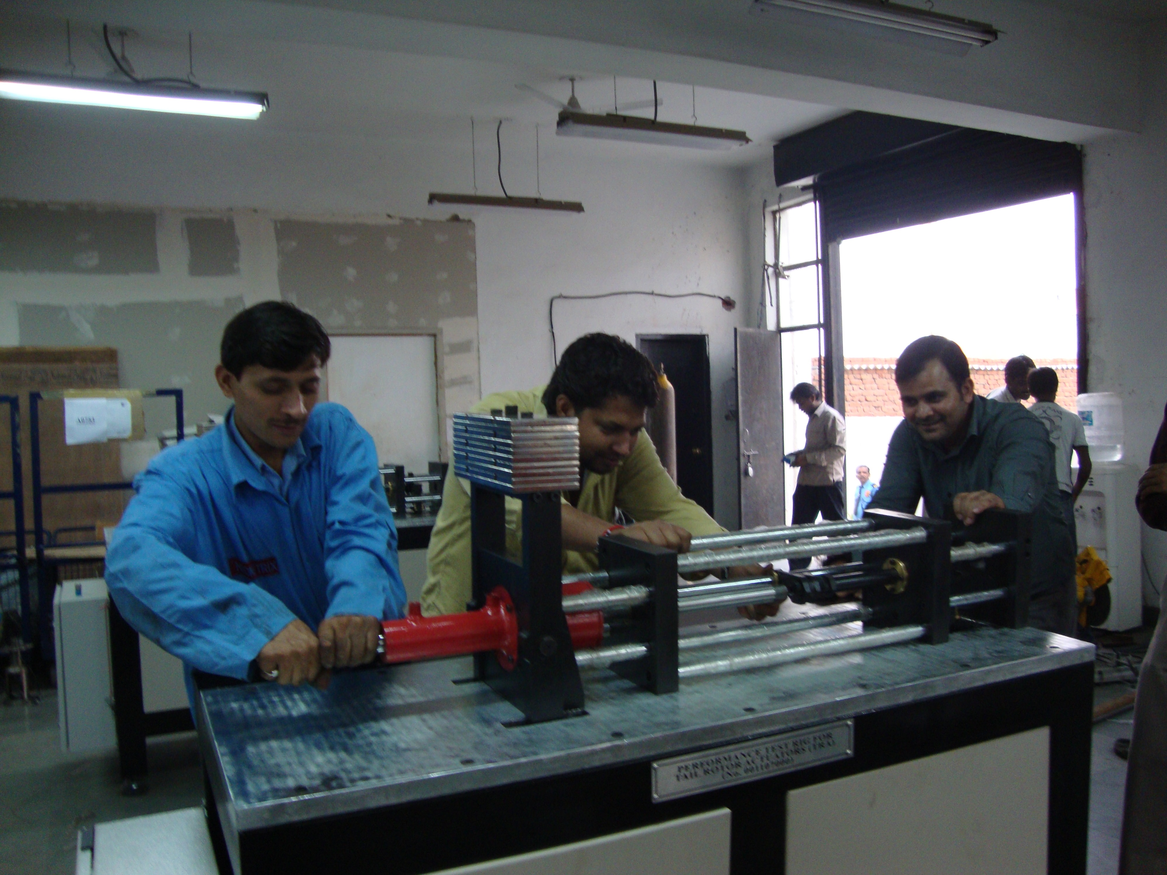 Main Rotor Actuator Test Rig